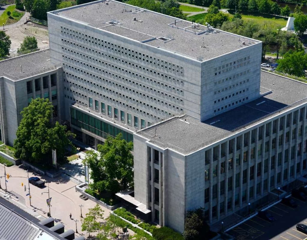 Top 10 Largest Library in the World That You Must Visit | CIO Women ...