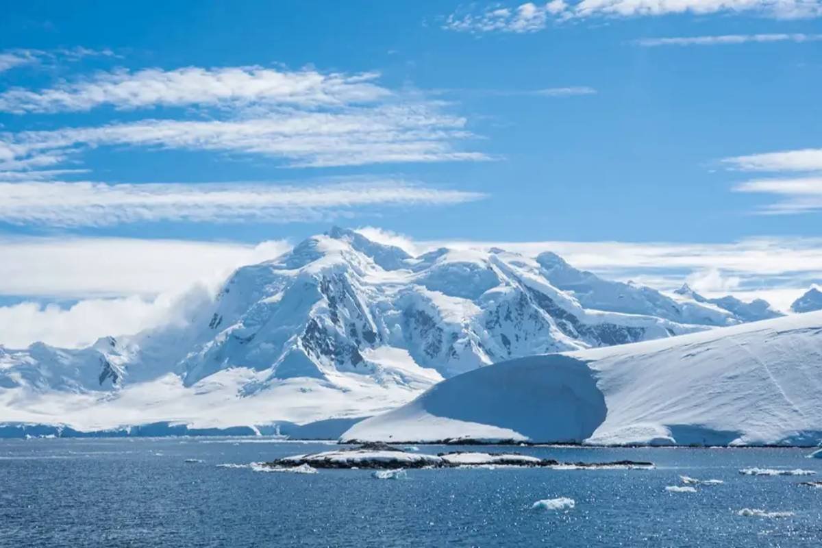 Top 15 Coldest Places On Earth- Lowest Temperature Recorded | CIO Women ...